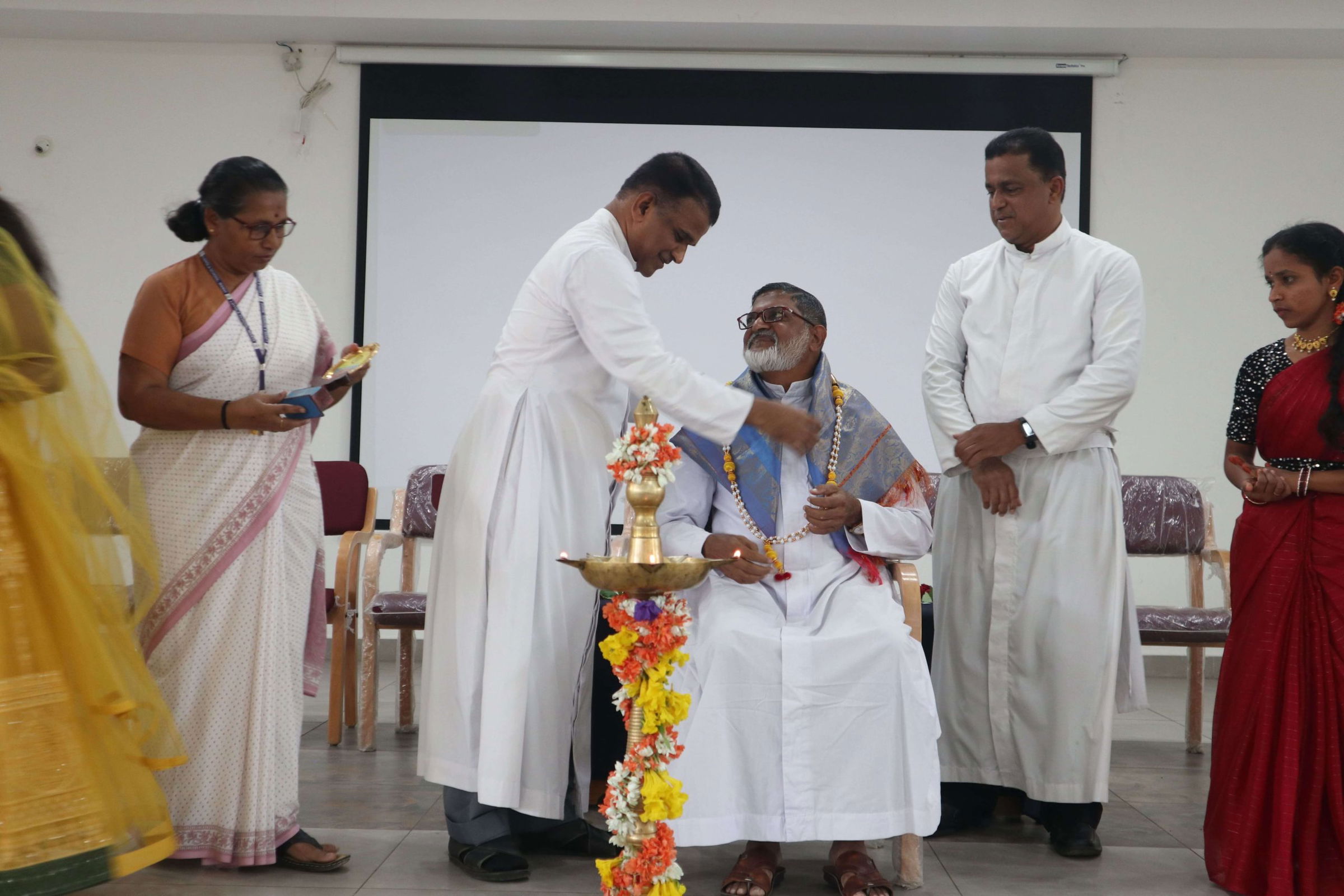 Farewell Day SSLC Batch 2022-23 Photos – LOYOLA SCHOOL